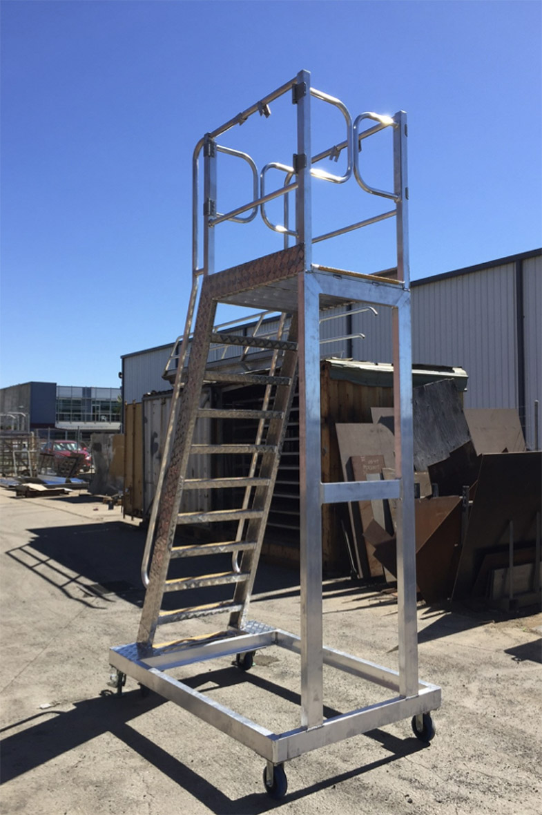 MT4400 Hoist Cylinder Platform (In progress) - JPR Welding